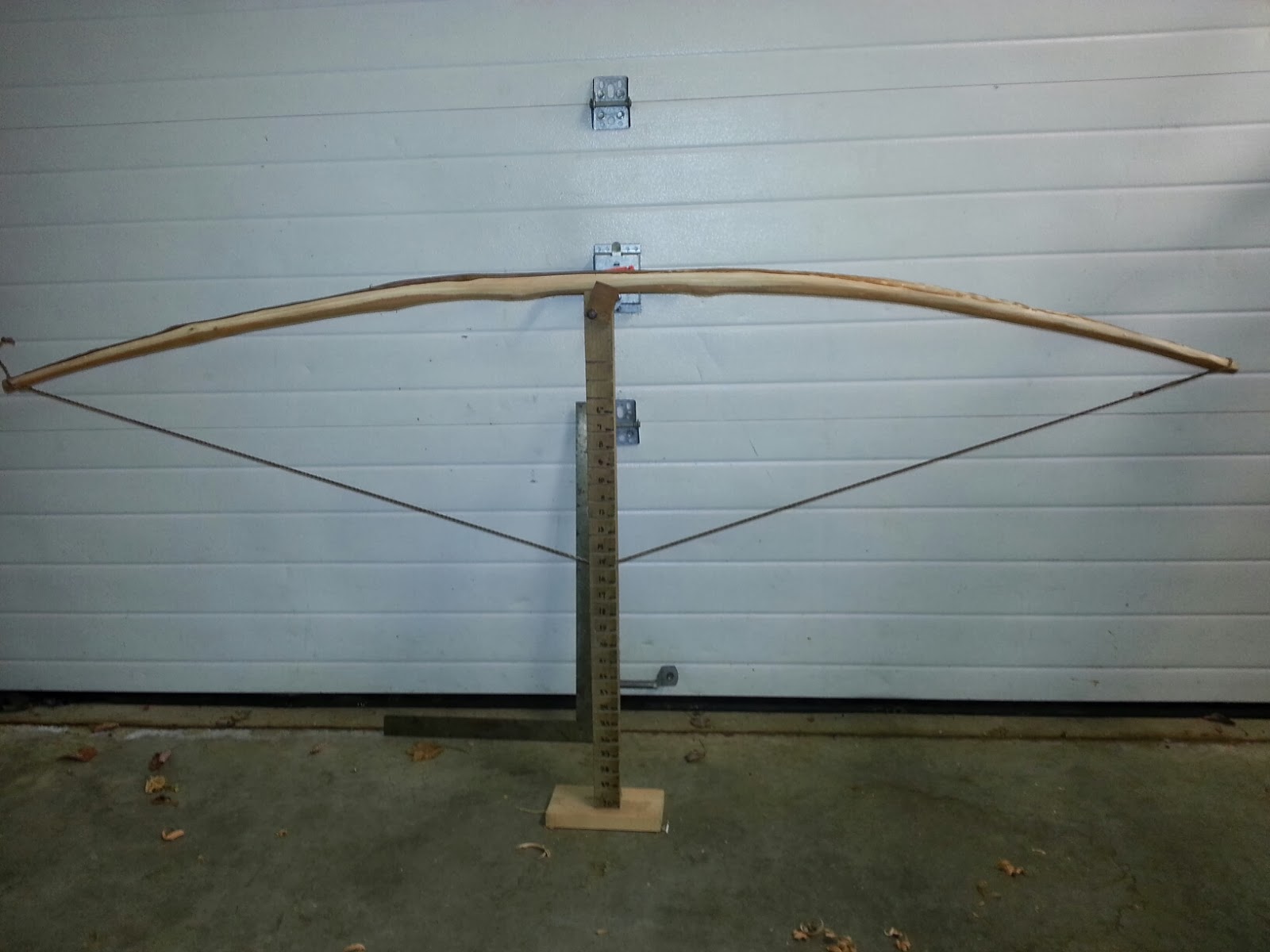 Wooden Bows: Yew Bow Otzi Style