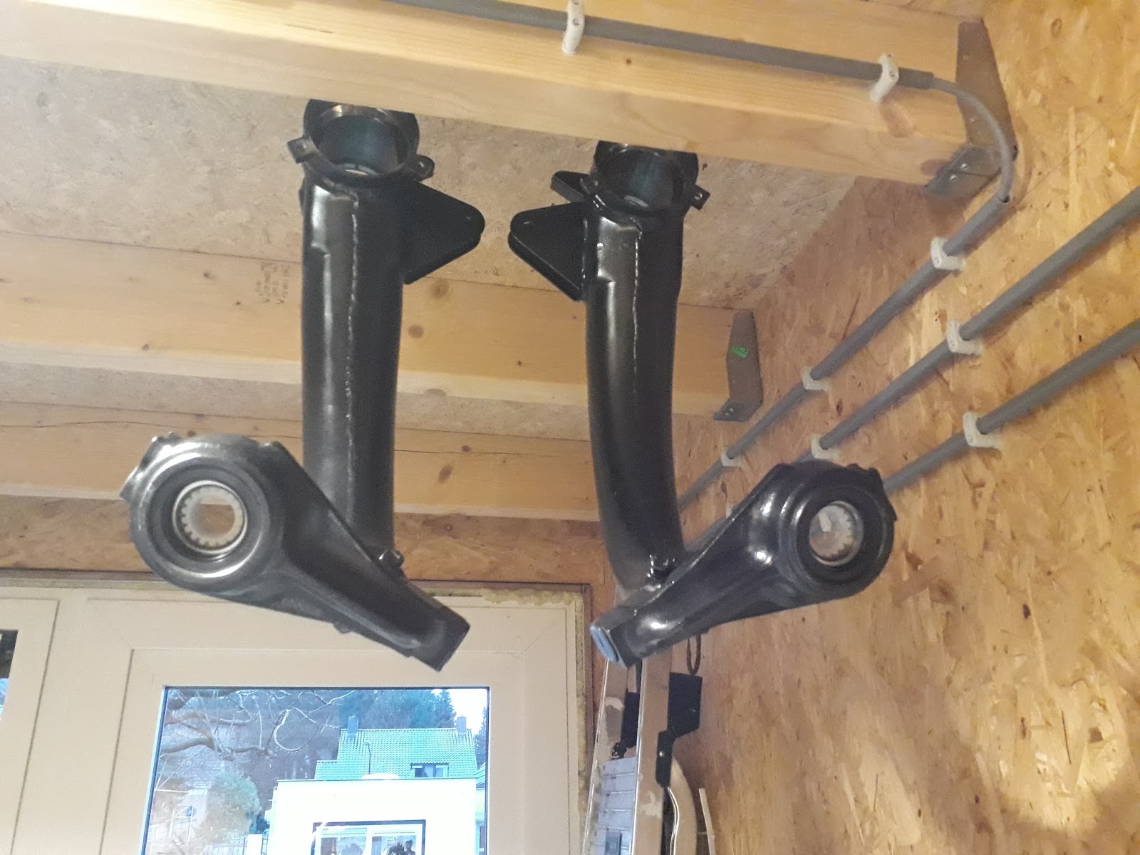 RedDuck2Kitcar: Vooras - Fuseepennen