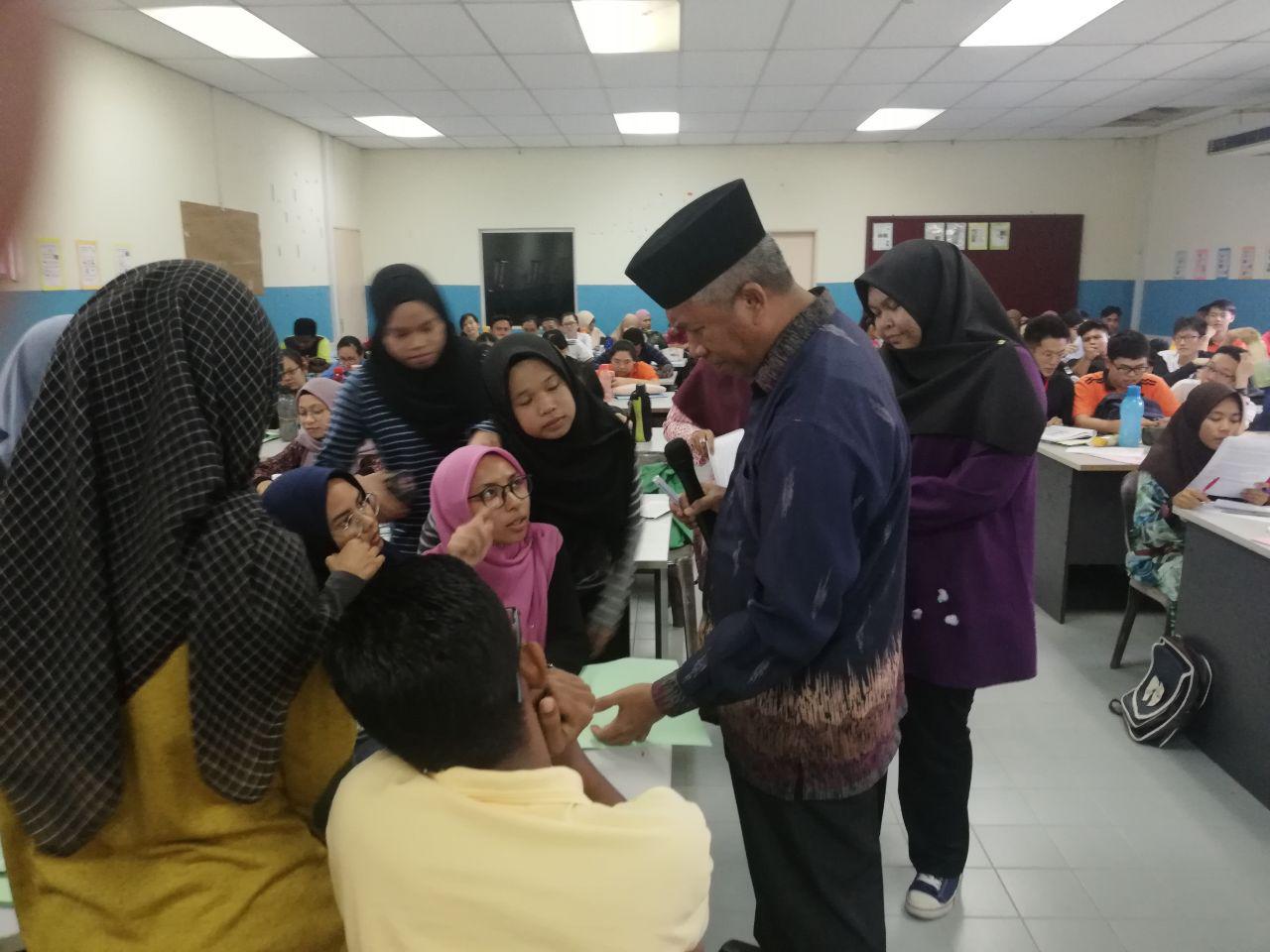 SMK Mentakab : Seminar Teknik Menjawab Soalan Peperiksaan STPM