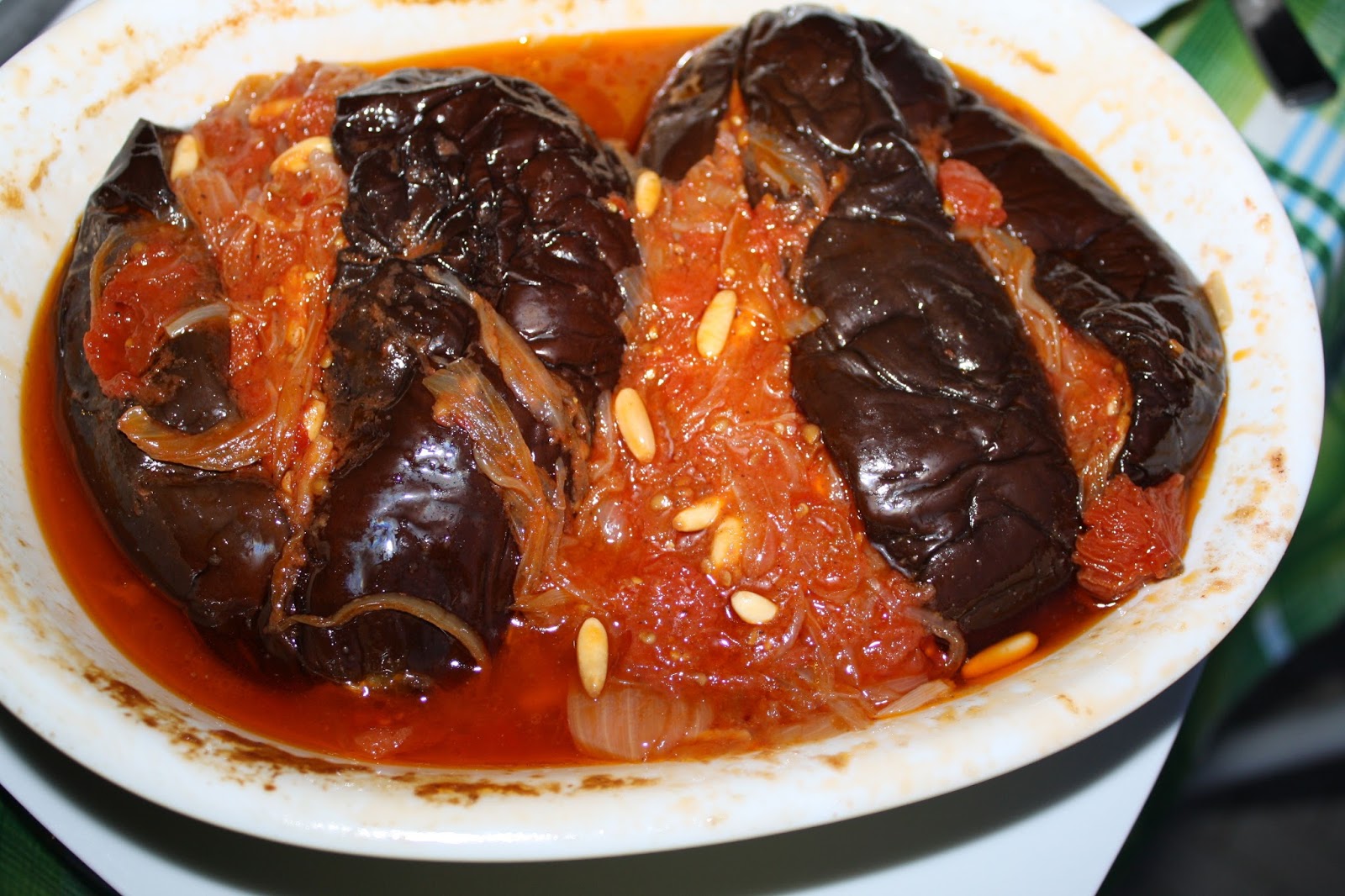 La Cuciniera Moderna: Cucina turca: melanzane dell'Imam svenuto