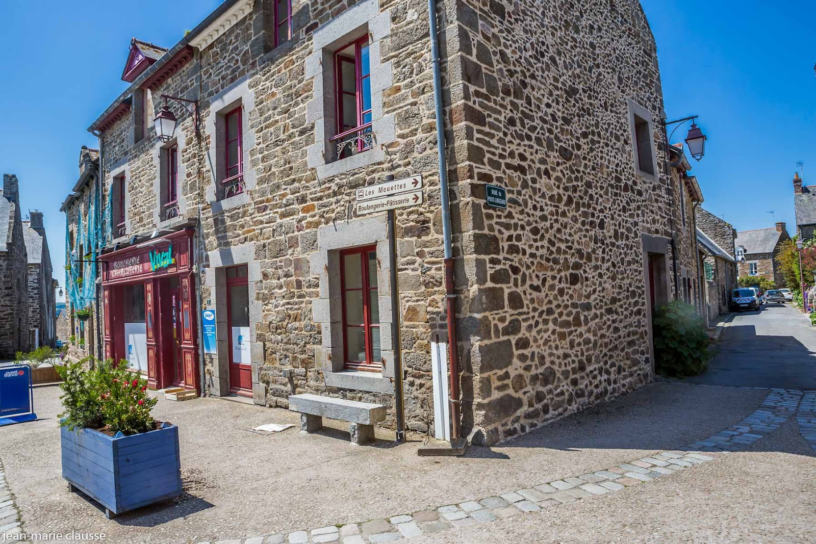 Découvrir la France en photos: 16 - SAINT SULIAC. (Ille et Vilaine-35)