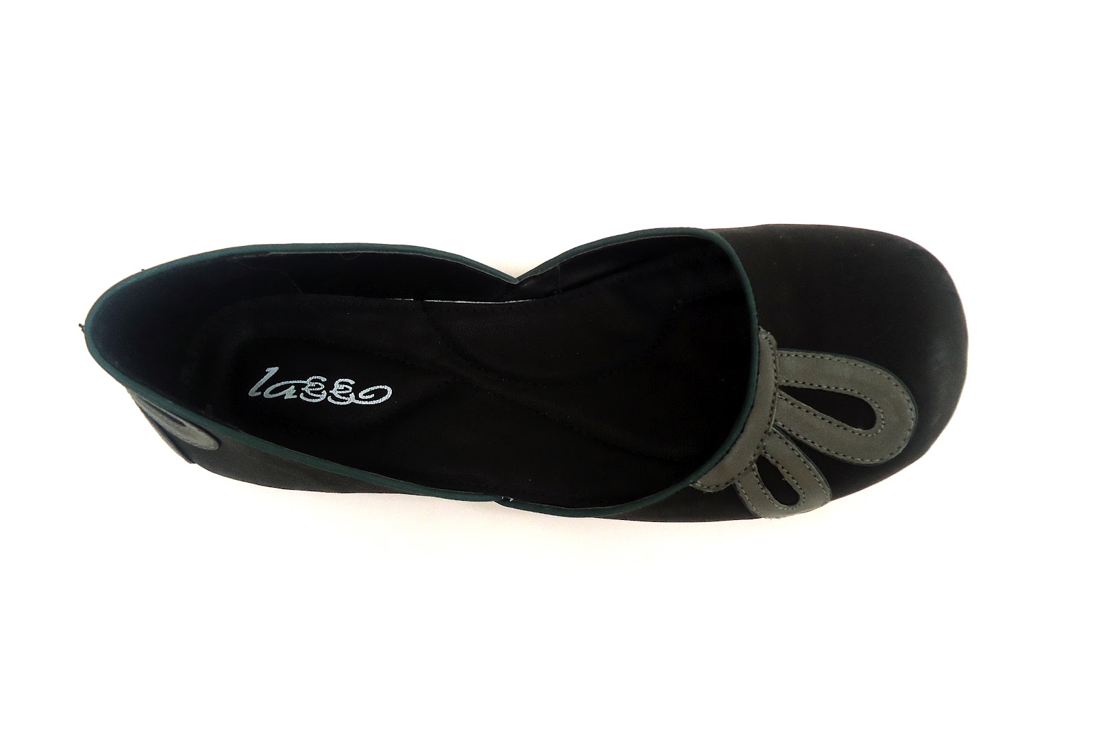 Lasso: LBS: Little black shoes!!!