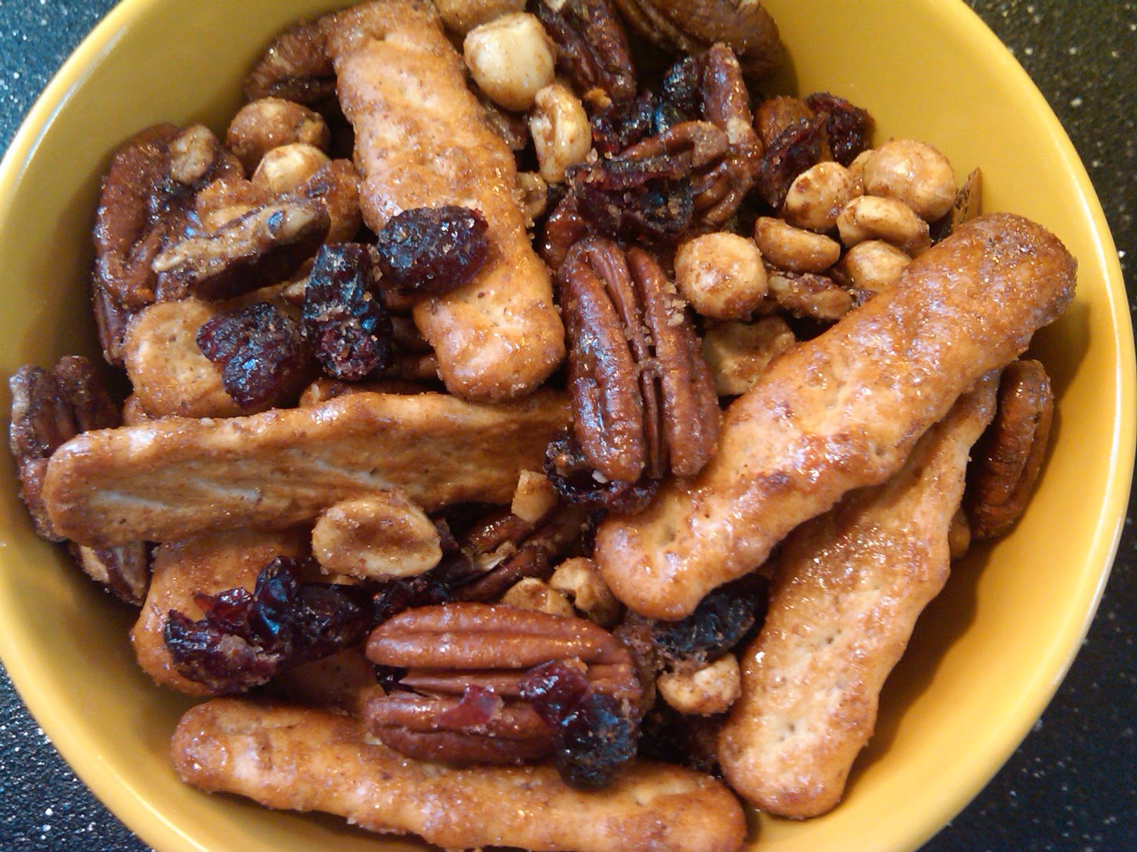 Michele's Woman Cave: Sweet with a kick snack mix