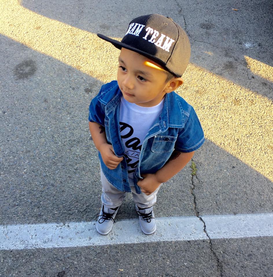 Say Bye to Sag & Hello to SWAG - 5 Eyeliners and a Gloss