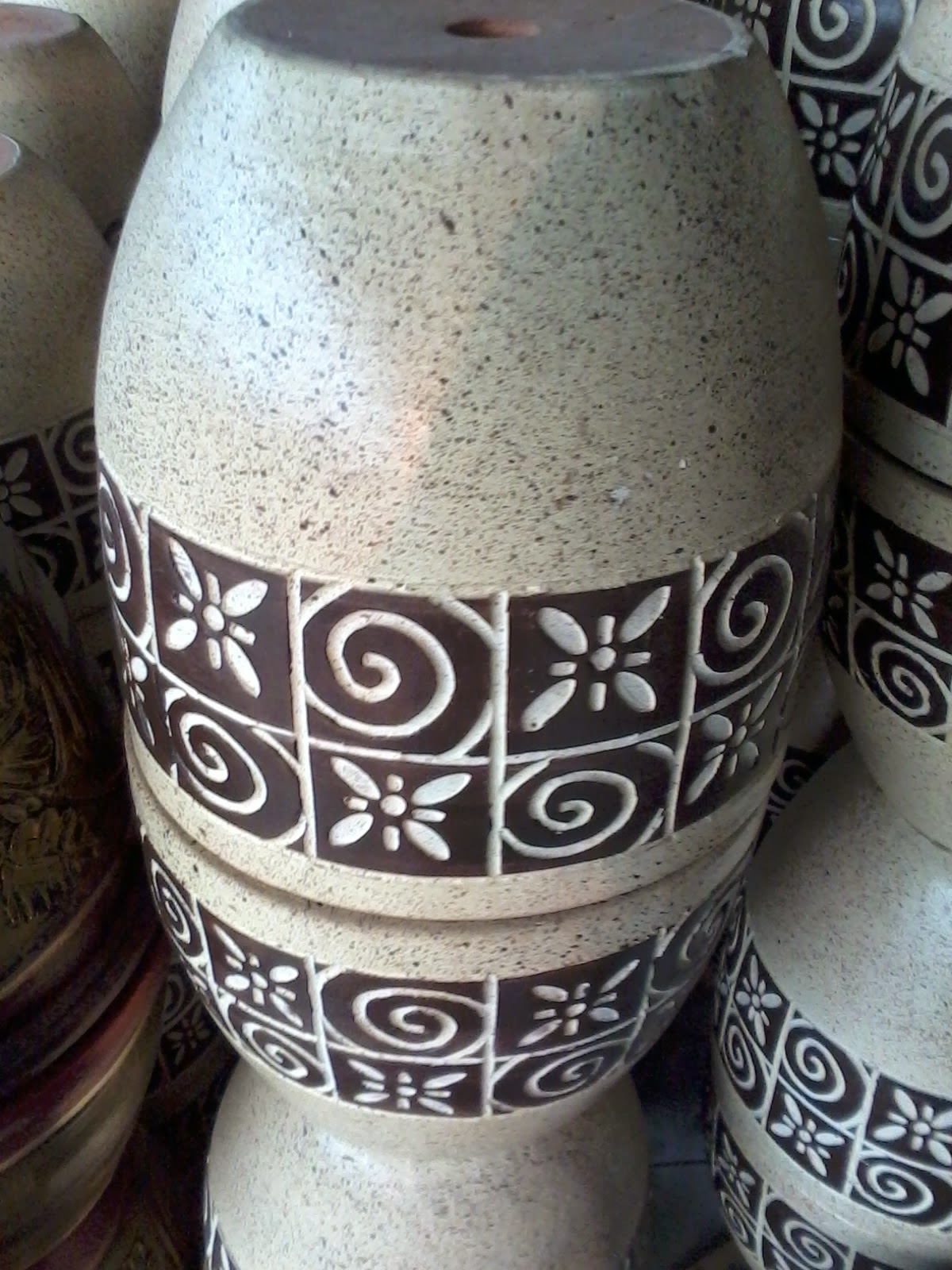 Jual Macam-macam Gerabah/Keramik : Pot Bunga, Pot Clay, Vas, Kendi ...