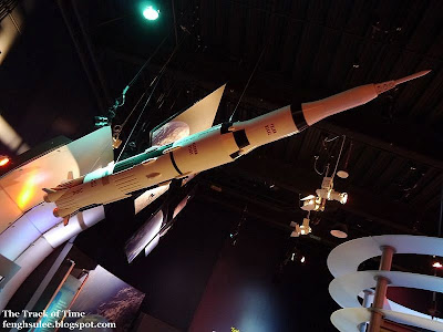 Connecticut Science Center - Exploring Space | The Track of Time