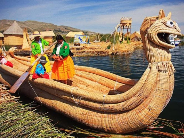 Foto Unik Desa Apung Dari Tumpukan Jerami - Bali Dua Online