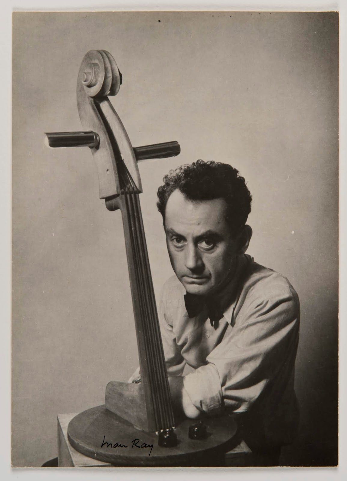 OBSERVANDO EL ARTE: MAN RAY: “Los sueños no tienen titulo”
