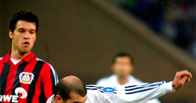 Historias del Real Madrid: LA VOLEA DE ZIDANE CUMPLE QUINCE AÑOS