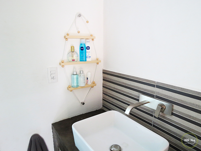 How to make a rope shelf for your bathroom