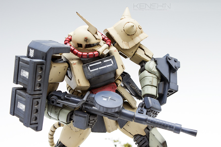 GUNDAM GUY: MG 1/100 MS-06D Zaku II Desert Type - Diorama Build