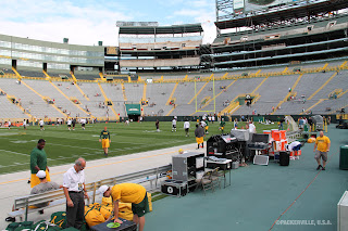 PACKERVILLE, U.S.A.: Thursday Night at Lambeau — Part I
