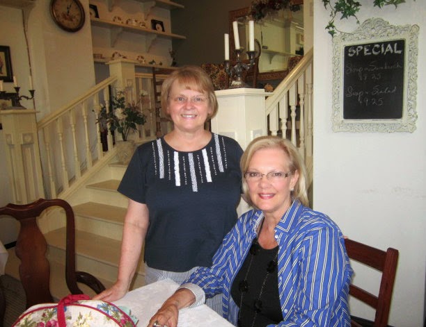 Relevant Tea Leaf: Antiques, Tea, and Choo-Choo's in Chattanooga, Tennessee