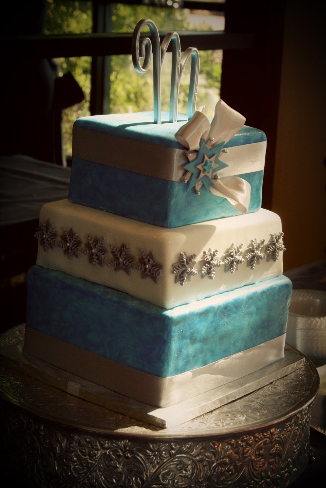 Cakes by Terri and Cameron: Winter Blue Wedding Cake
