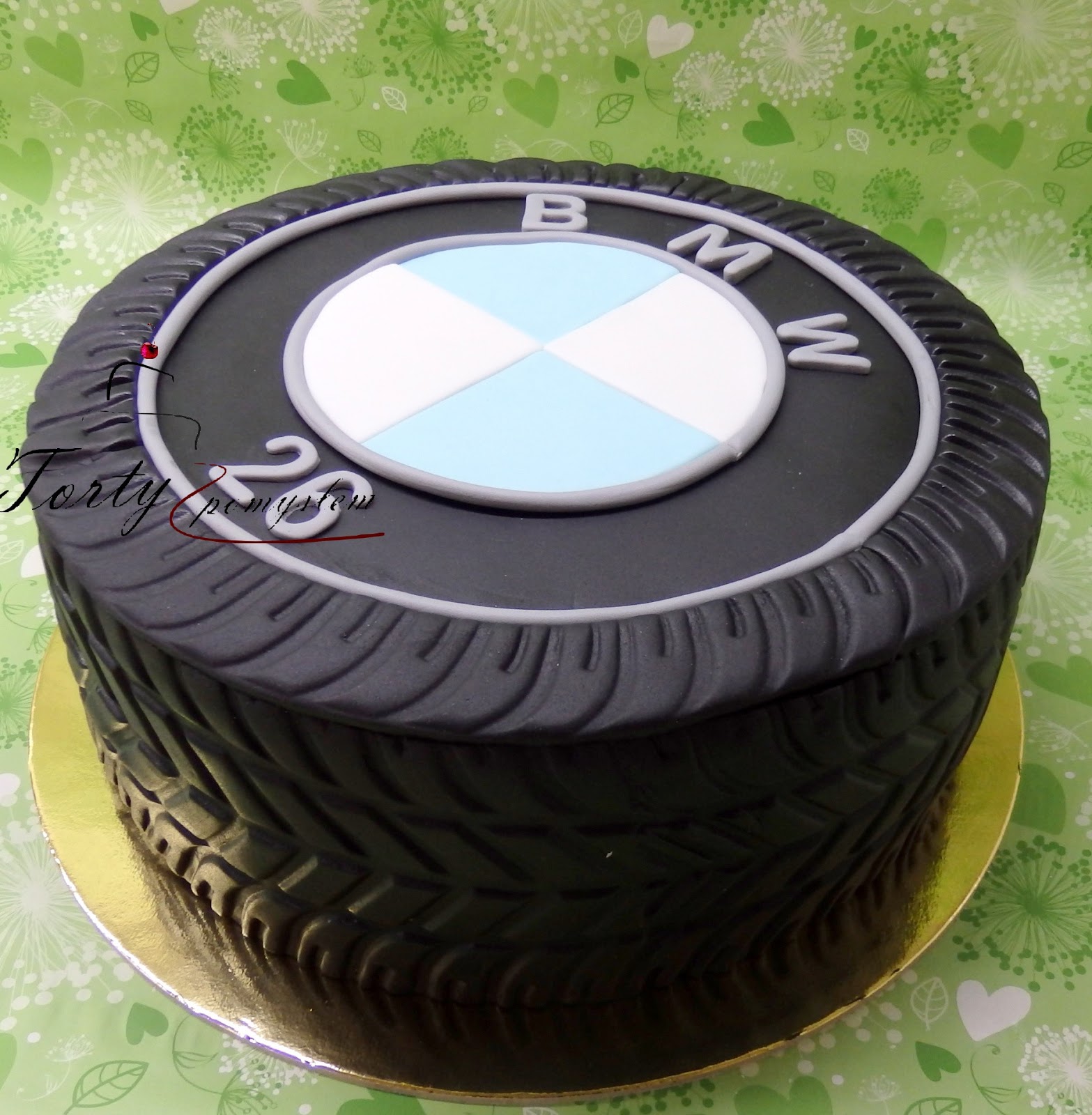 TORTY Z POMYSŁEM Kraków: Tort opona BMW.