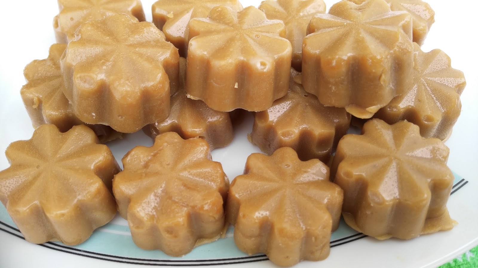 Bakina kuhinja - domaće mlečne karamele - Bakini domaci i video recepti