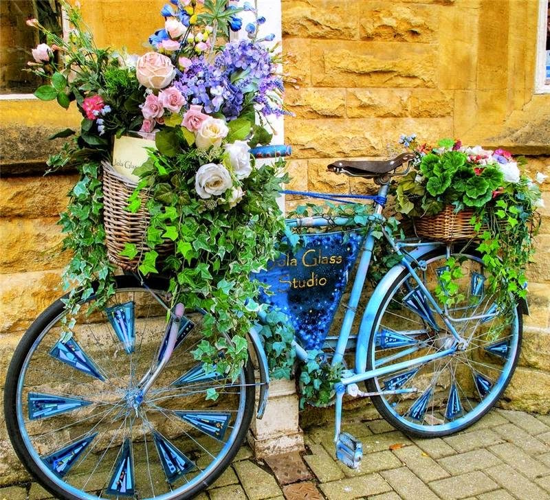 Coppercafe: Garden styled bikes