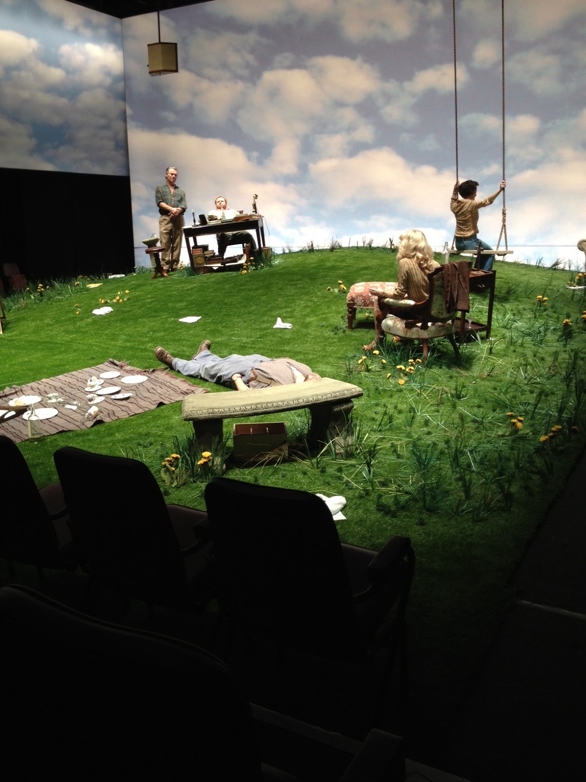 Hi-Tech Turf's Blog: Artificial Grass in the Spotlight