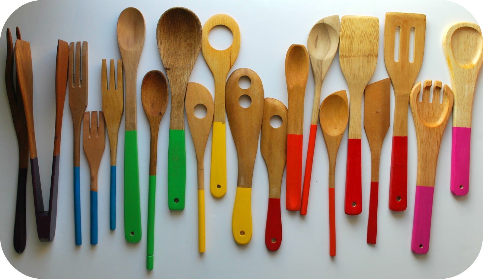 Chez Beeper Bebe: Colorful Wooden Utensils
