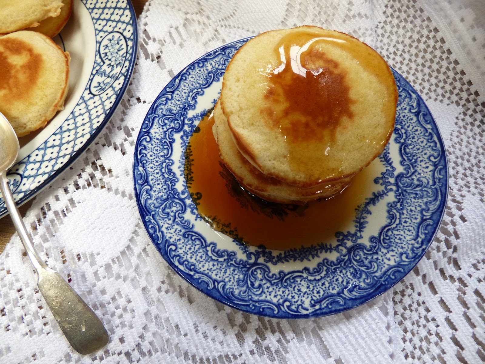 Chez Maximka: Yukon flapjacks (sourdough pancakes)