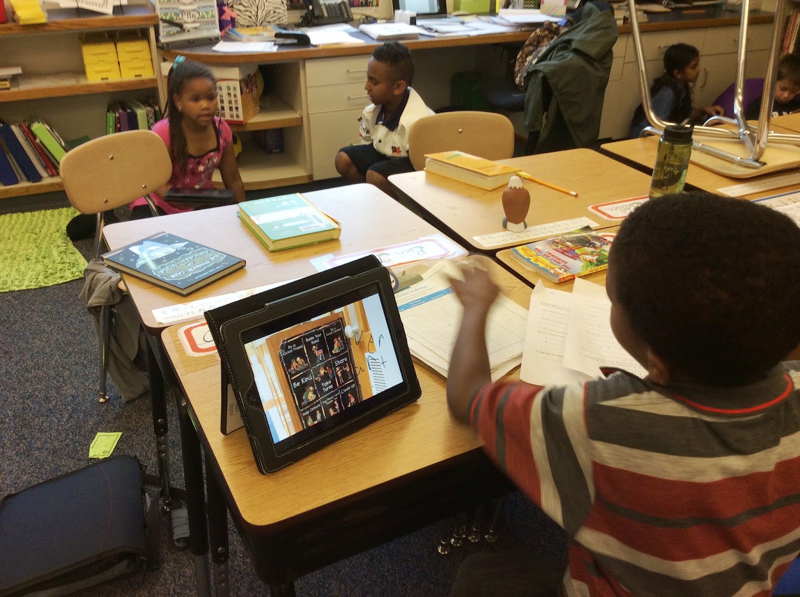 MSEDTechie: Array Hunt With iPads and Educreations 2.0