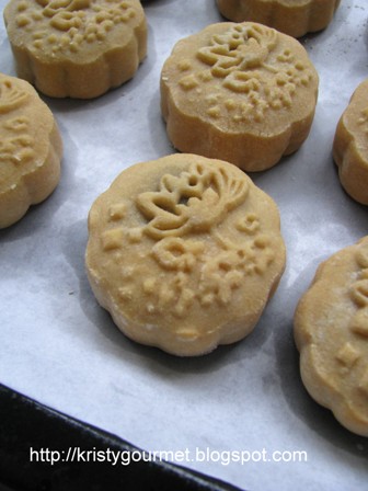 'Dou Sa' Mooncake Biscuit @ 红豆沙公仔饼