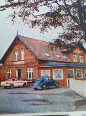 Spise Med Mormor: Gammeldags rullesteg med æbler og blommer