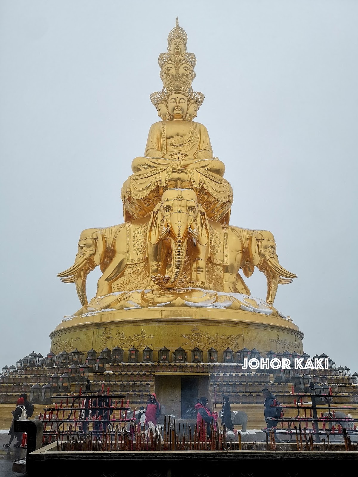Emei Shan Mountain & Golden Buddha - Sichuan's Sacred Buddhist Mountain ...