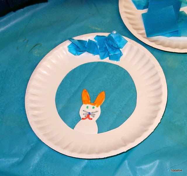 Tippytoe Crafts: Bunny Card and Easter Wreath