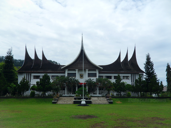 Kota Batusangkar Kabupaten Tanah Datar ~ Bumi Nusantara