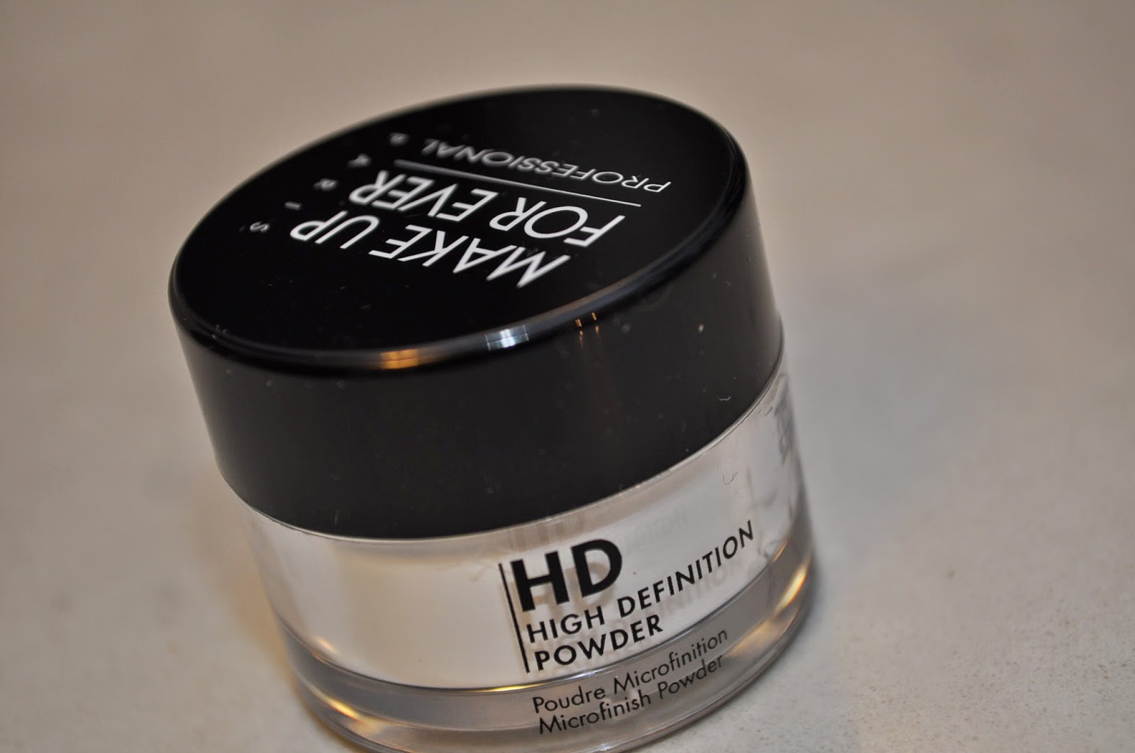 ~ Naturally Beautiful ~ : Make Up For Ever HD Powder Review
