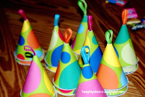 hoopla palooza: mini cone pinatas