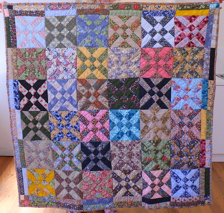 Fairholme Quilters: Anita's Arrowhead quilt pattern