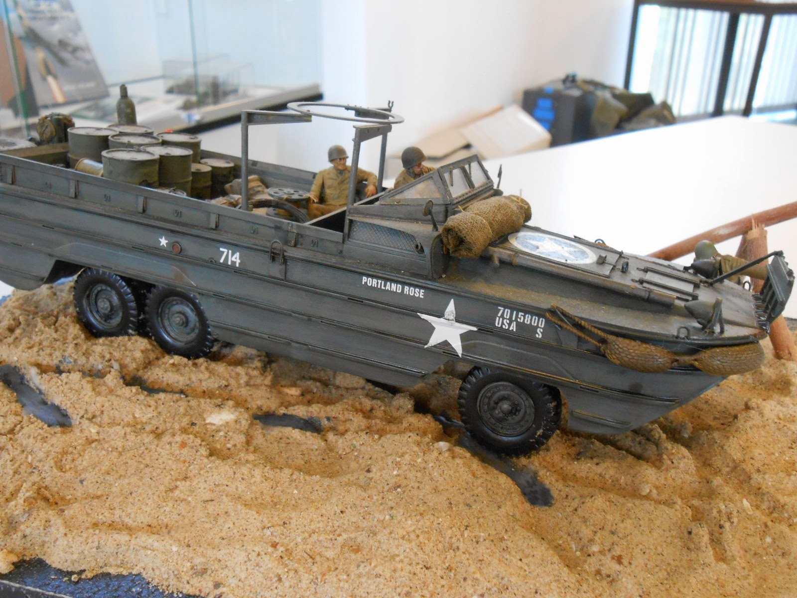 Le GMC amphibie "DUKW" 353.