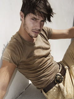 شبكة قنوات المناهل 2011: JUSTIN SCHWAN