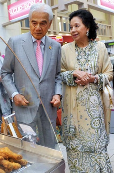 WARISAN RAJA & PERMAISURI MELAYU: WAJAH-WAJAH : Sultan Azlan Shah dan ...