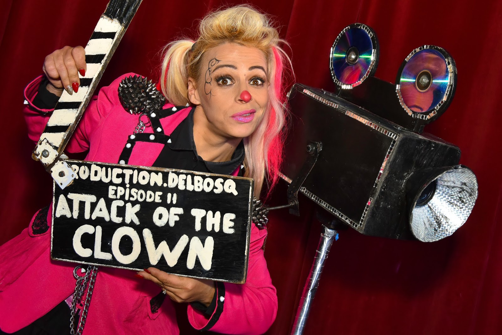 Strong Women in Circus