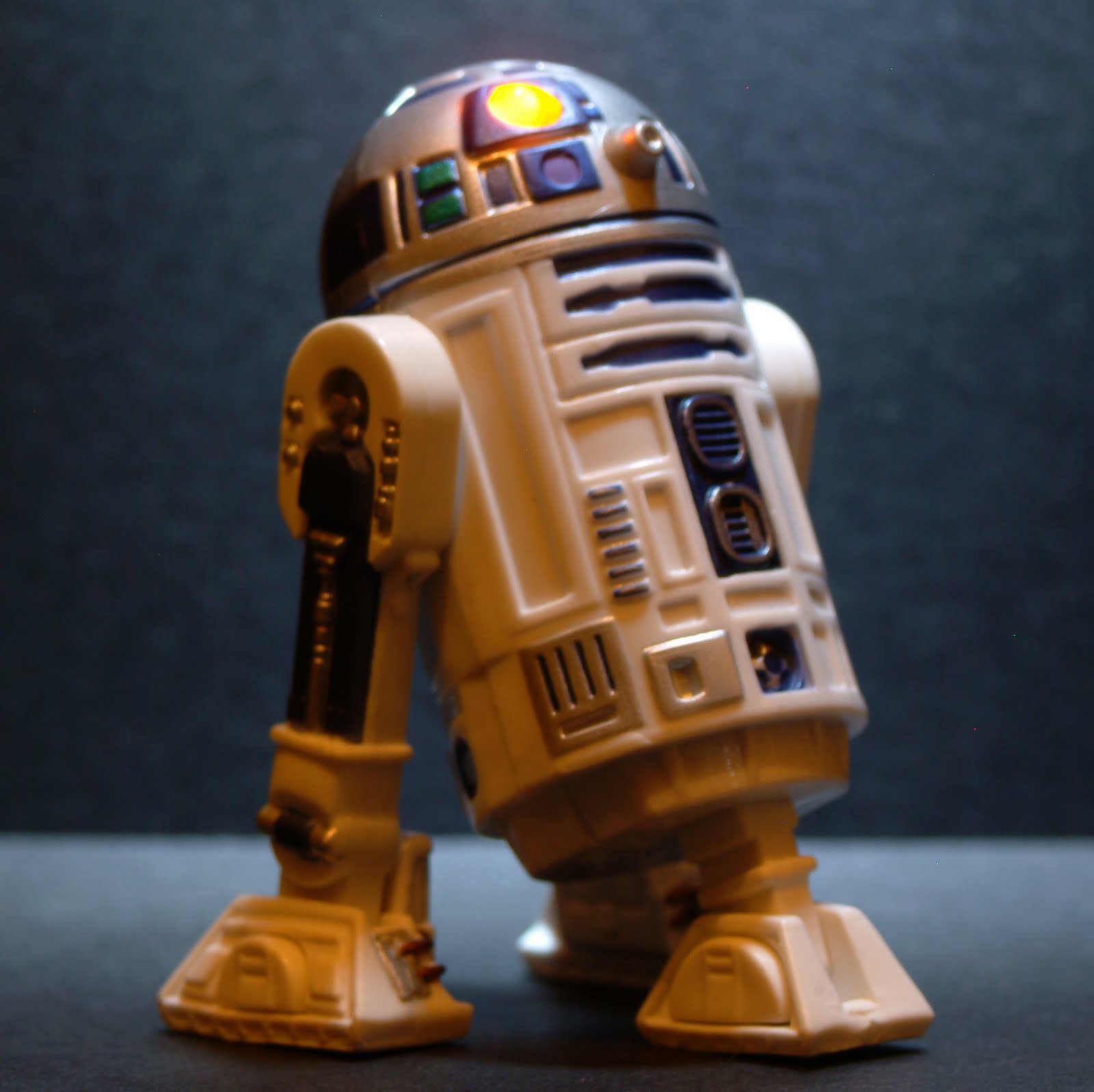 Kisho Meteora, Star Wars Collector: Astromech Action Figures