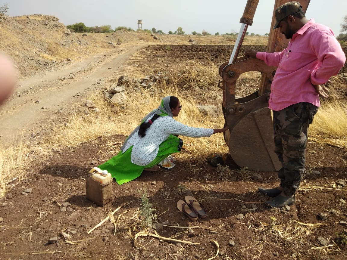 compartment bunding at.ashti tal dist.beed