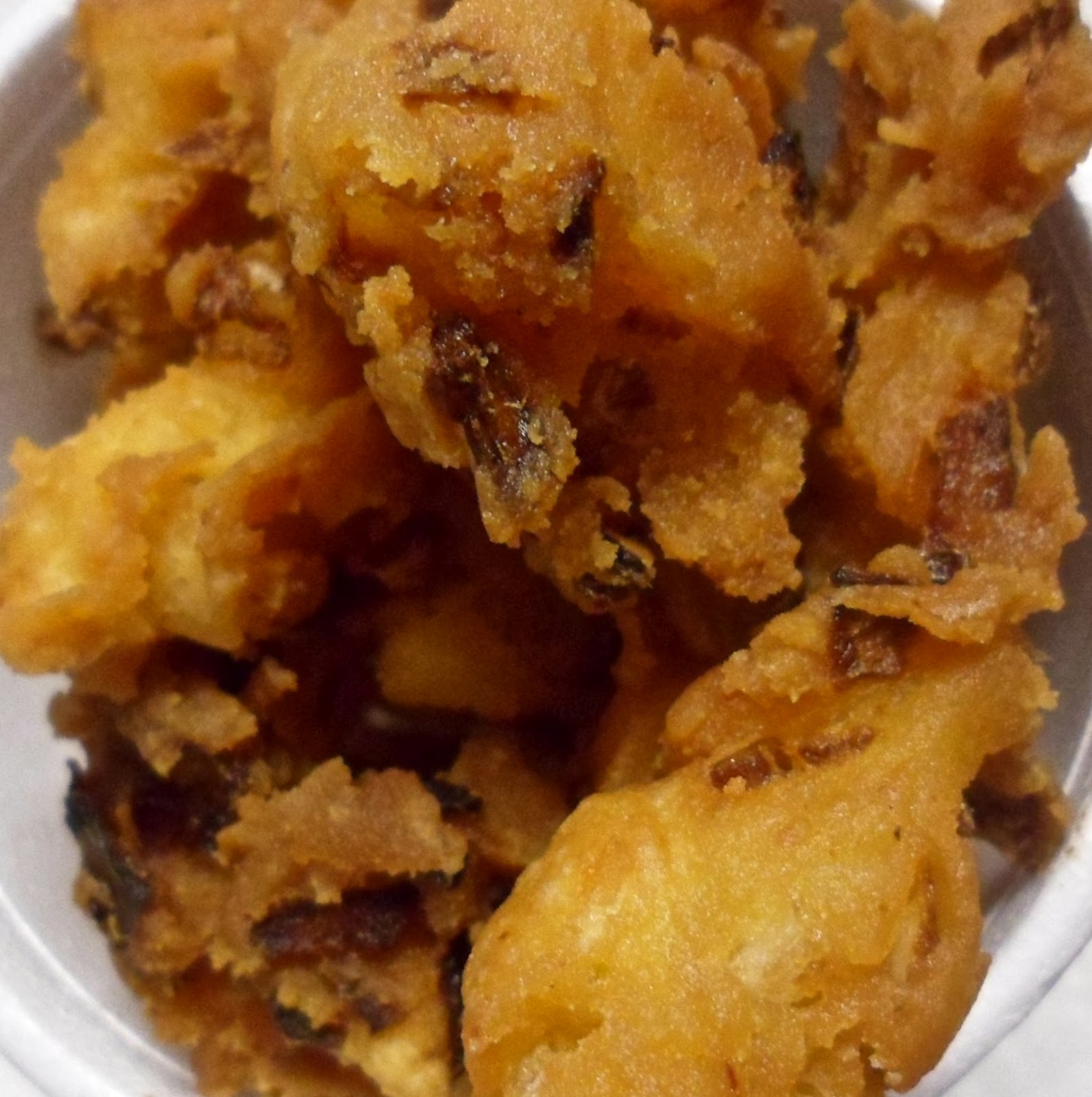 SASI'S KITCHEN: Onion Pakoda