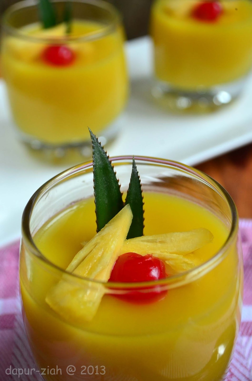 dapur-ziah by mama'e Zie: Puding Nanas (a.k.a Pina Colada Pudding)