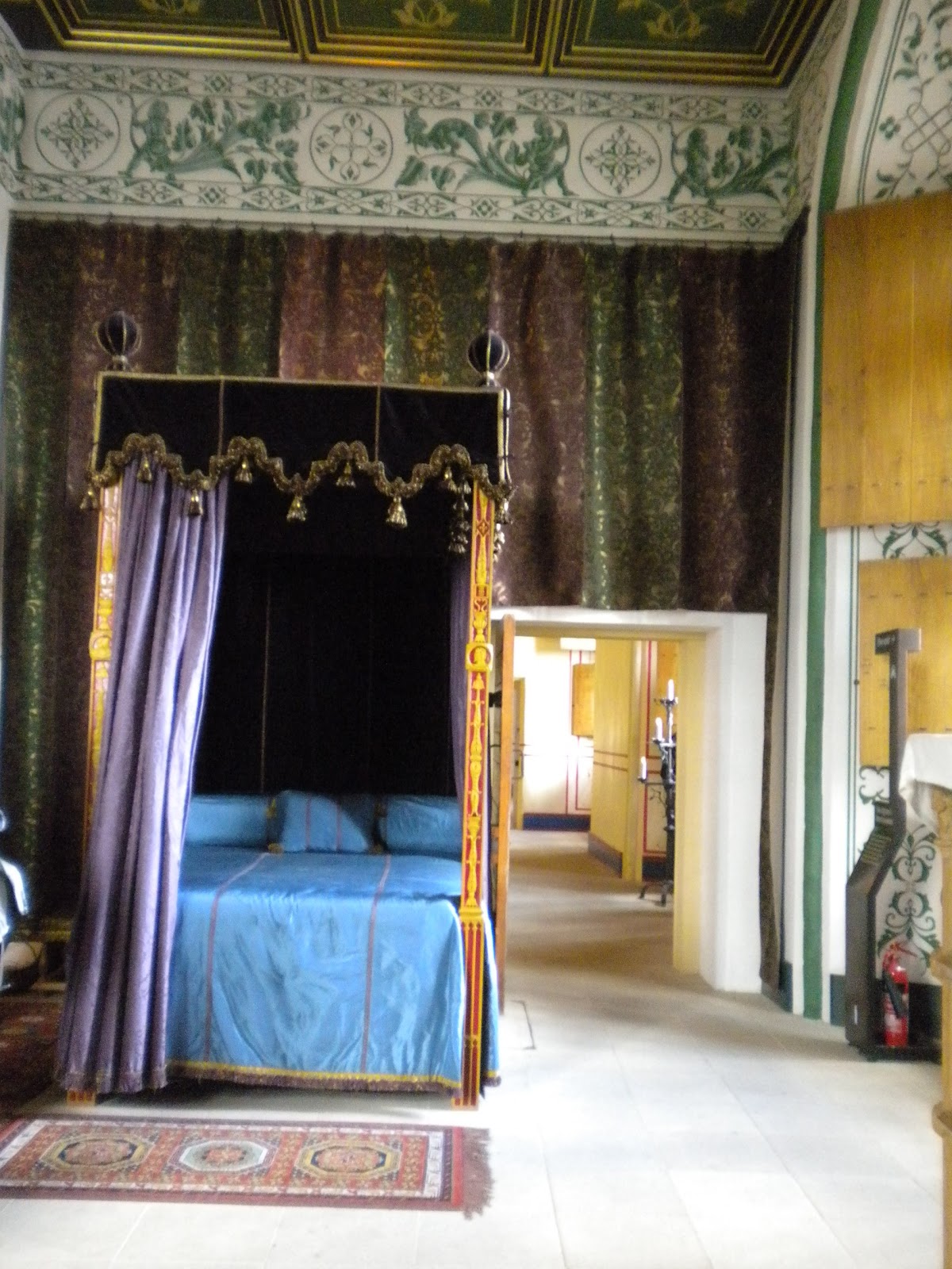 Groteskology: Capture The Castle: Part Two