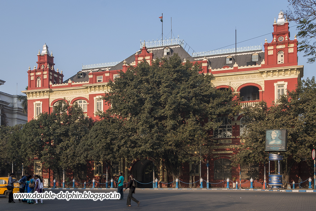 The Concrete Paparazzi: The Calcutta Collectorate and The Black Hole of ...