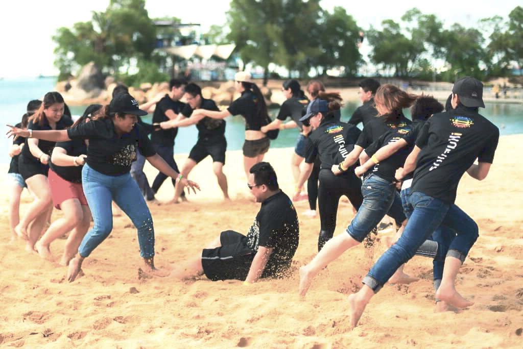 JASA ACARA FAMILY GATHERING MAKASSAR - Outbound Toraja Makassar ...