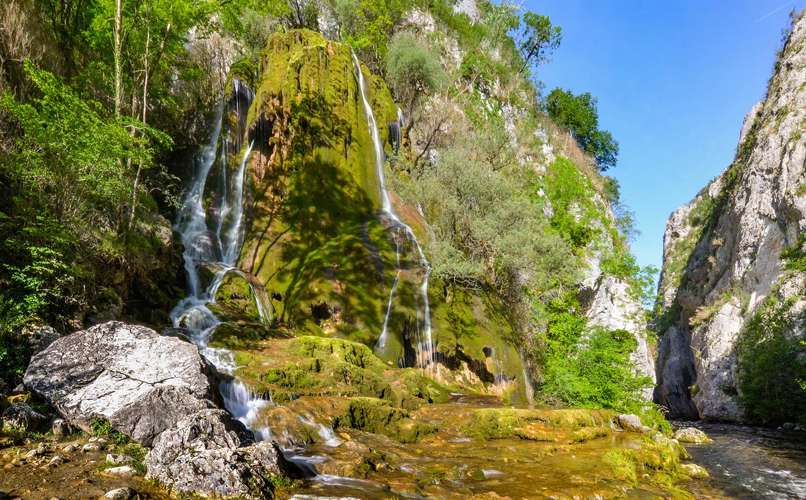 DROMESCAPE - Randonnées en Drôme et Escapades photographiques: Autour ...
