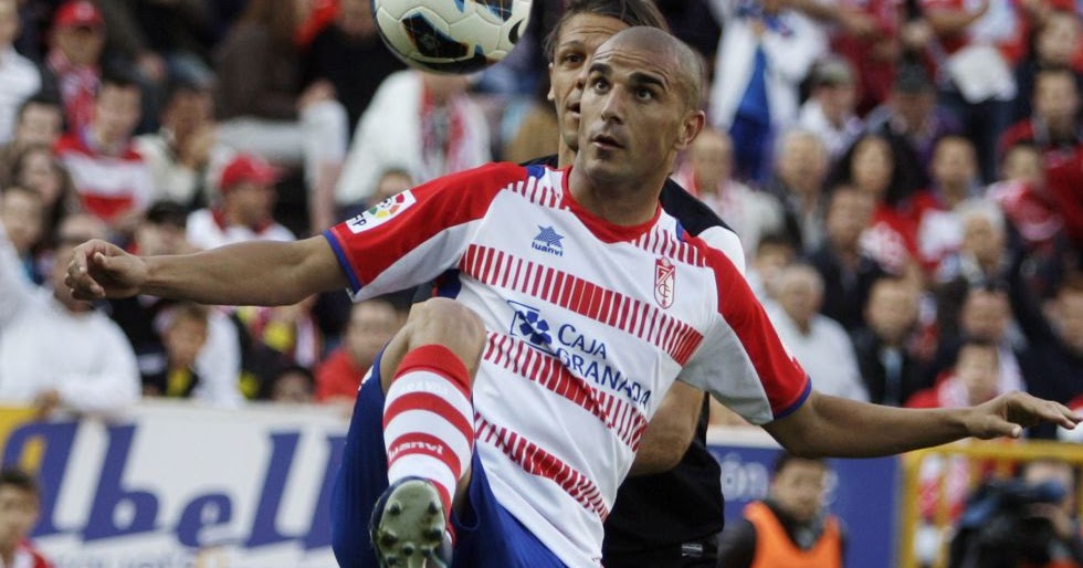 FICHAJE || CARLOS ARANDA ~ GradaCurva.com