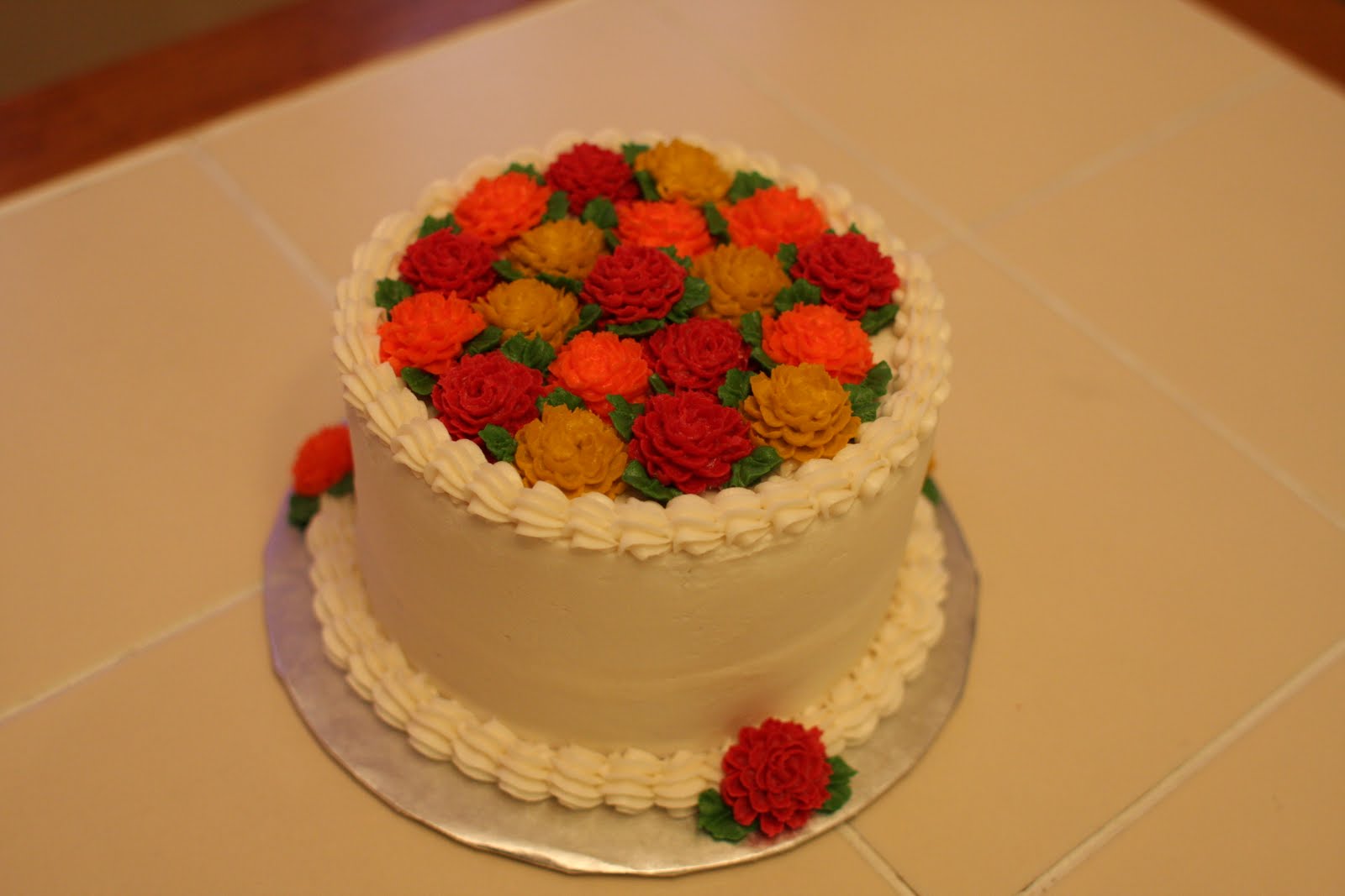 The Buttercream Bakery: Fall Flowers Cake