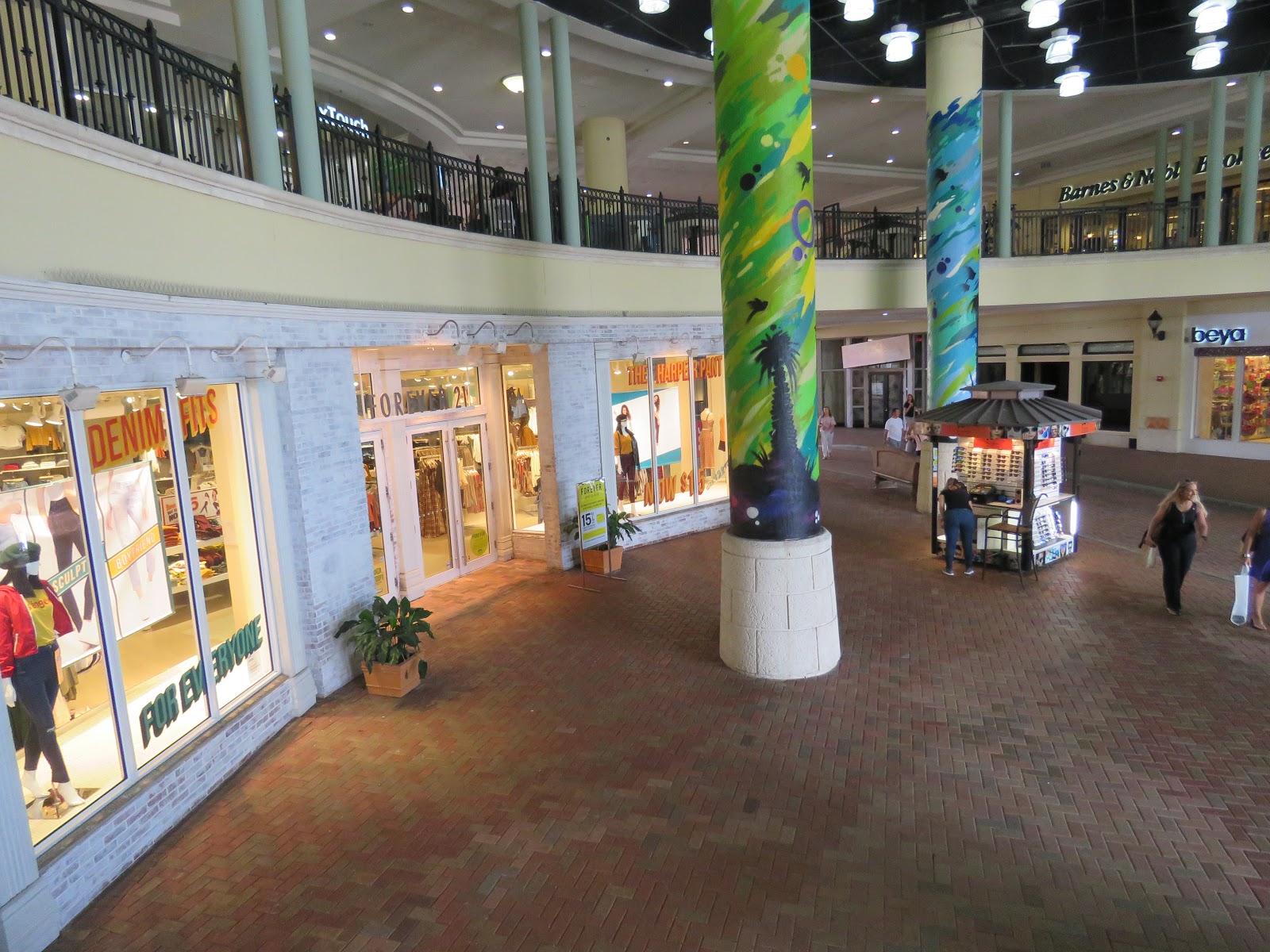 Bonao Internacional: GALERIA : SUNSET PLACE MALL , EN SOUTH MIAMI , FLORIDA