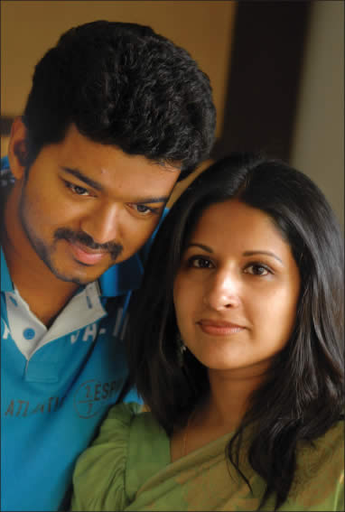 Indian Movie Heros: Tamil Actor Vijay with Wife Sangeetha