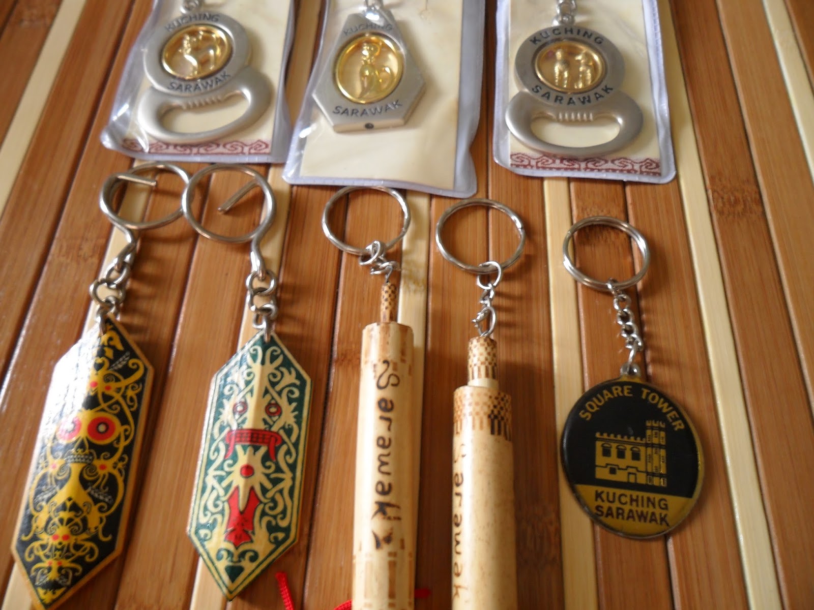 cenderamata: cenderamata Sarawak